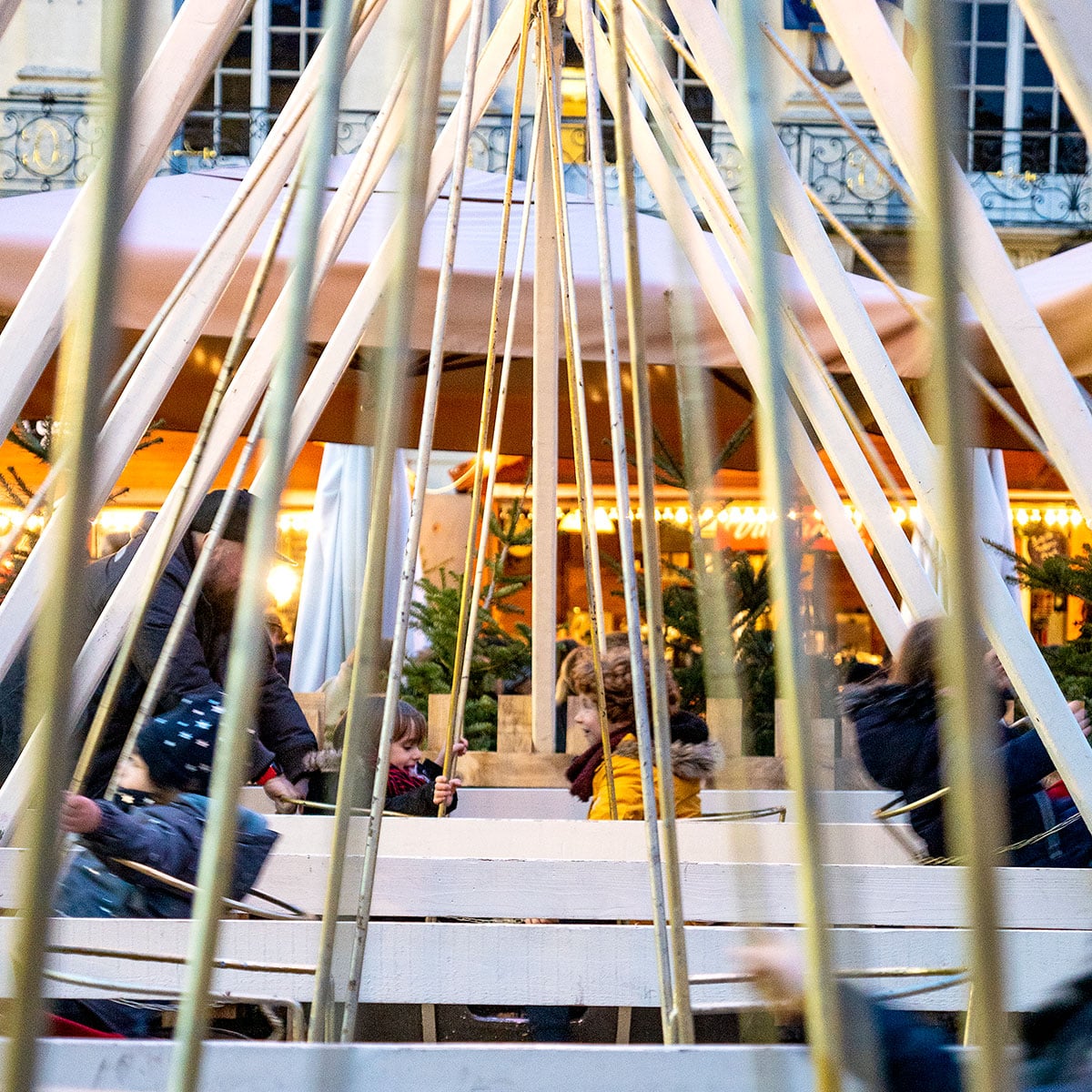 Les Fêtes de Saint-Nicolas 2023 à Nancy - Guide de Visite - Voyageons.net